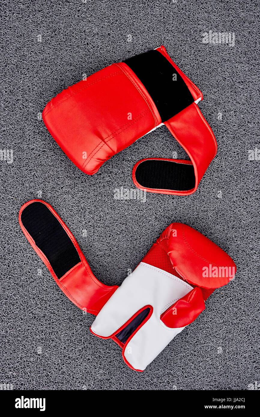 A studio photo of boxing gloves Stock Photo - Alamy