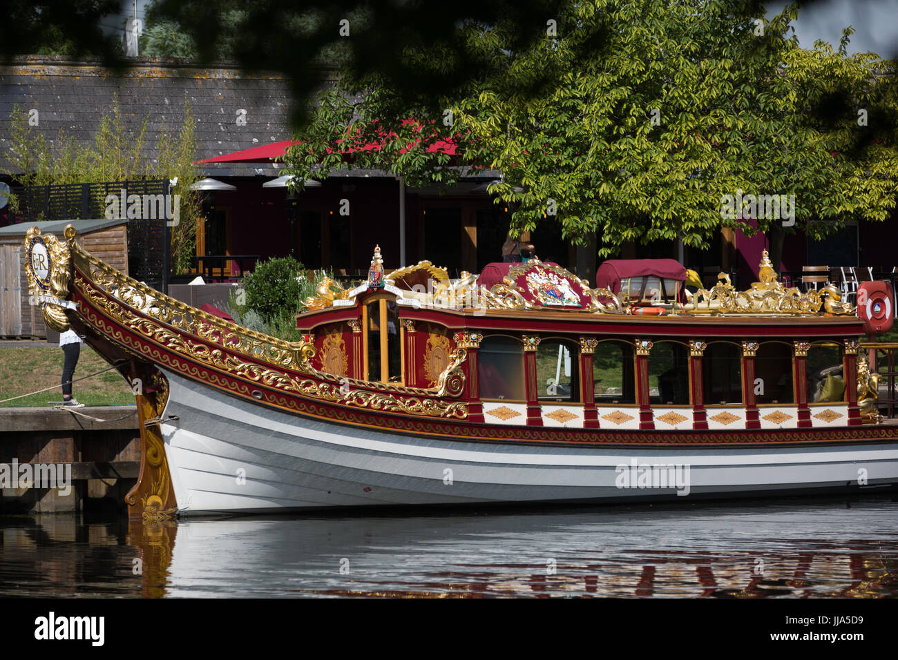 Bray, UK. 18th July, 2017. The royal barge Gloriana on the River Thames ...