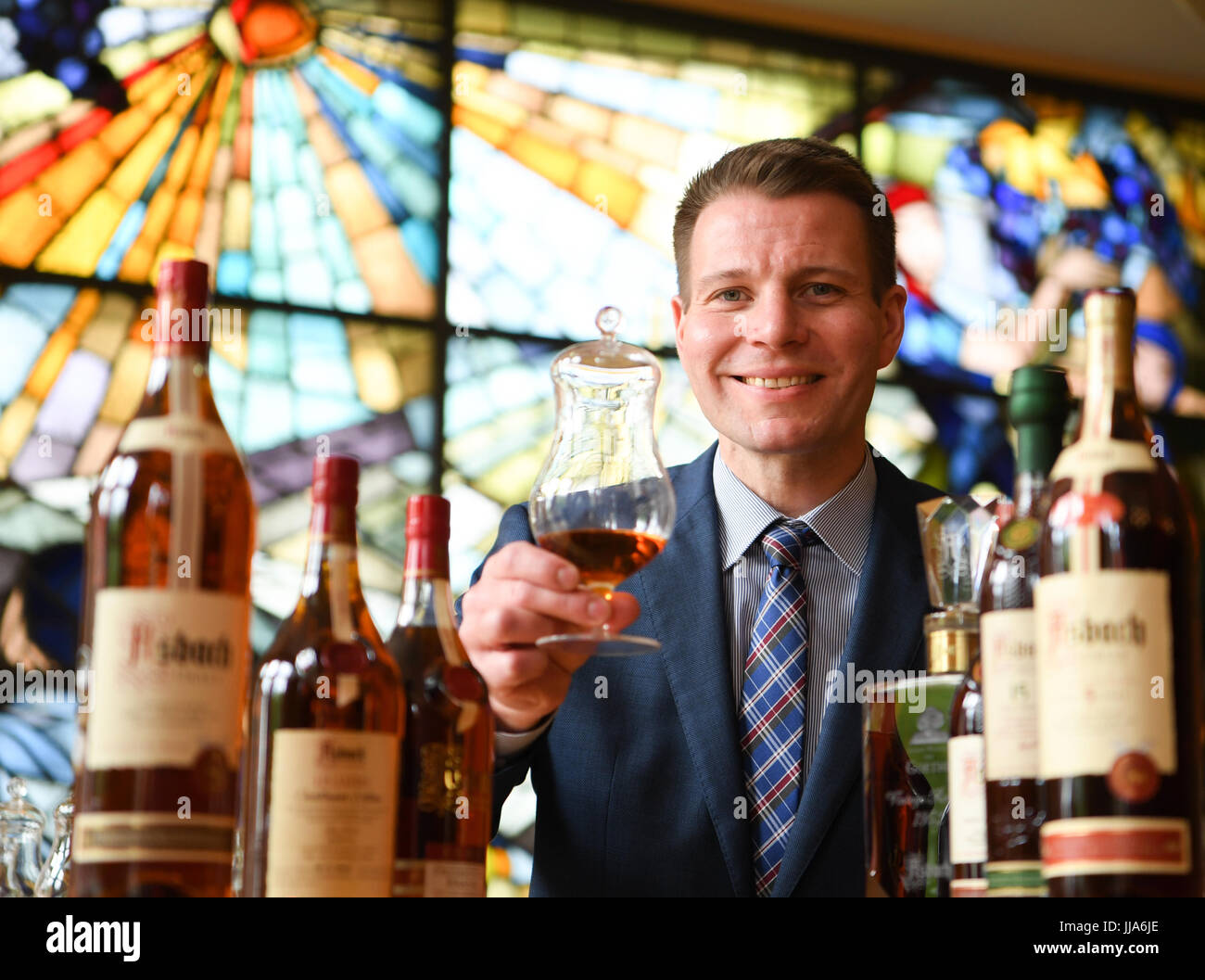 Uralt hi-res stock photography and images - Alamy