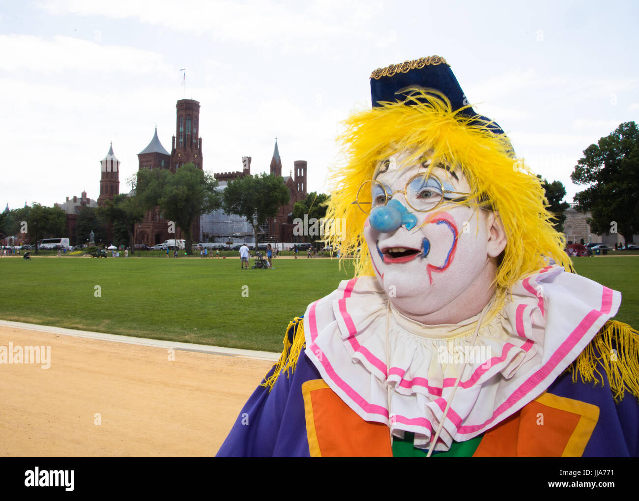 Clown Kim Hawkins on the National Mall at the Smithsonian Folklife ...