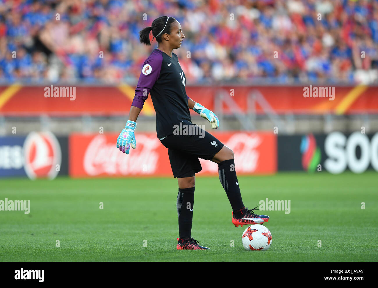 Tilburg, Netherlands. 18th July, 2017. France's goalie Sarah Bouhaddi ...
