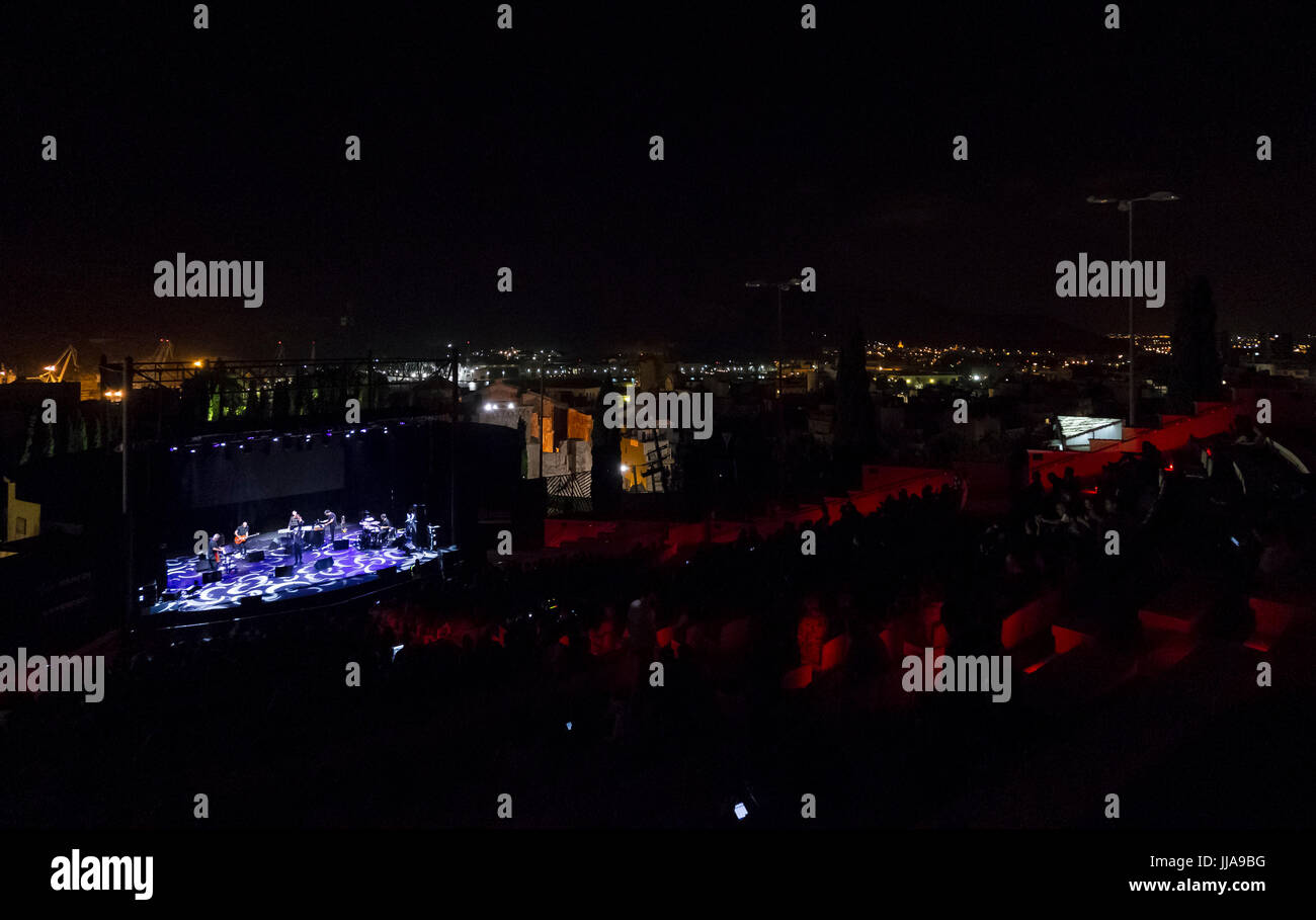 Australian music performance hi-res stock photography and images - Alamy