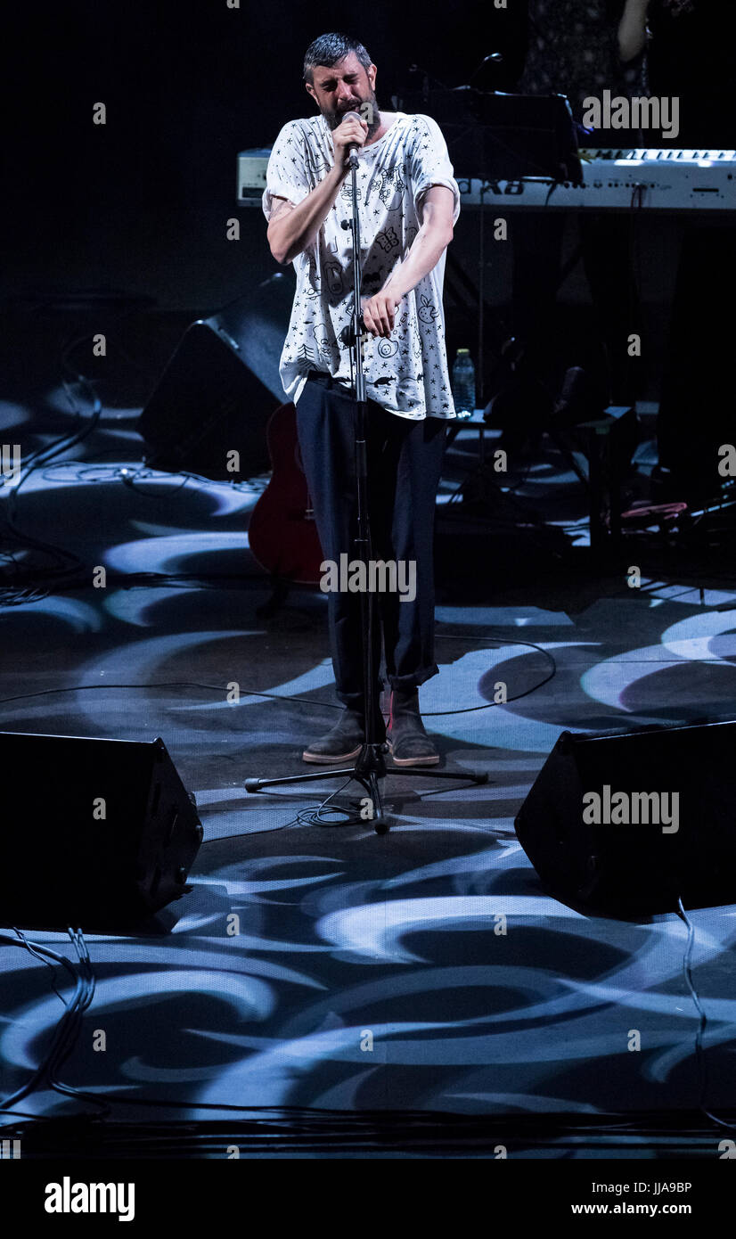 English australian singer hi-res stock photography and images - Alamy