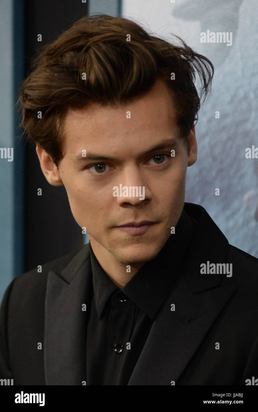 Harry styles 2017 hi-res stock photography and images - Alamy