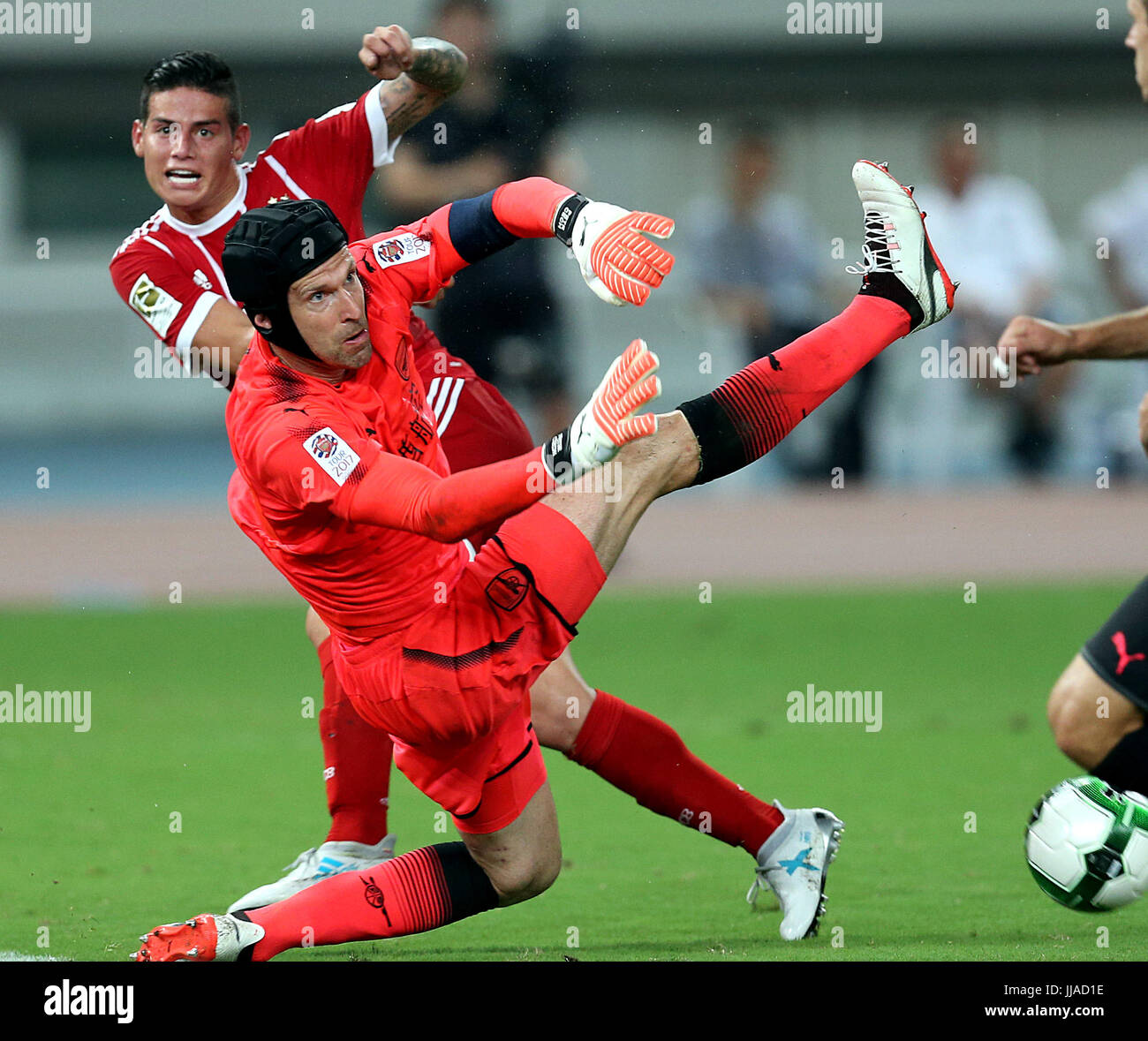 James rodriguez bayern munich hi-res stock photography and images - Alamy