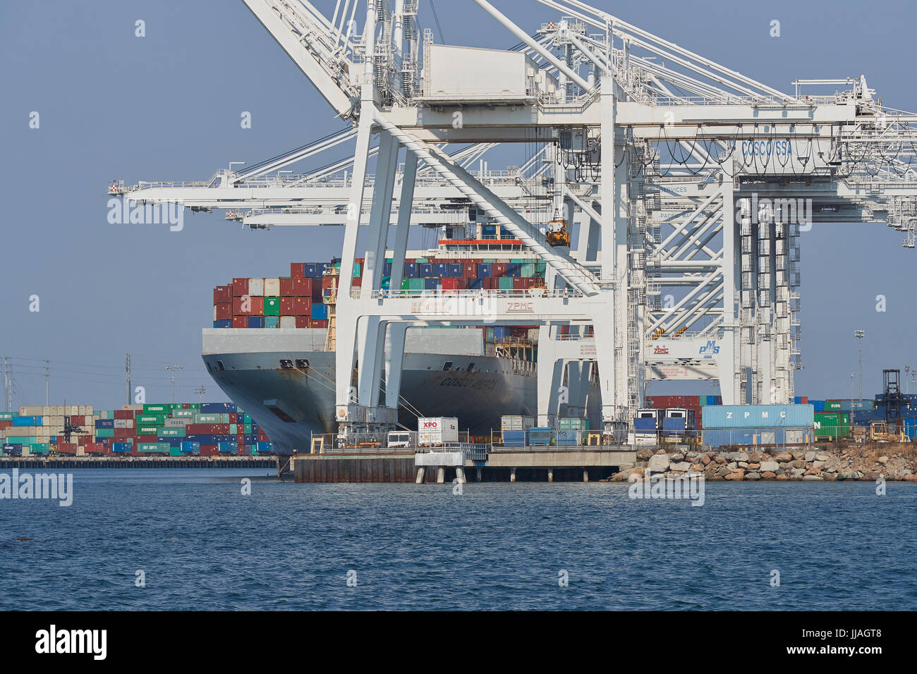 COSCO SHIPPING Container Ship, COSCO AMERICA, Loading And Unloading In ...