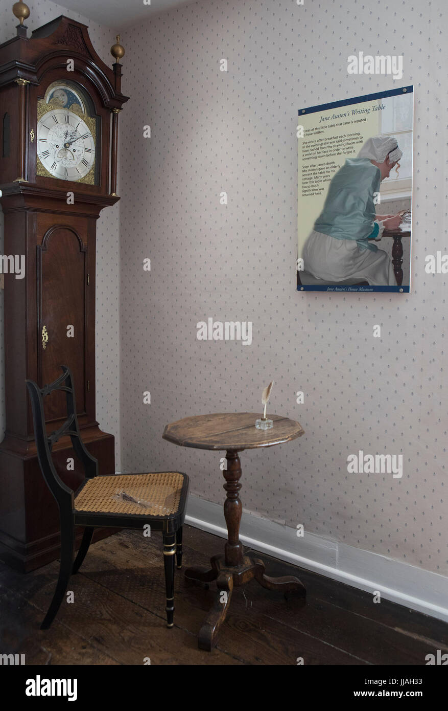 Jane Austen Museum,Chawton,Hampshire,UK: Jane Austen's writing table ...