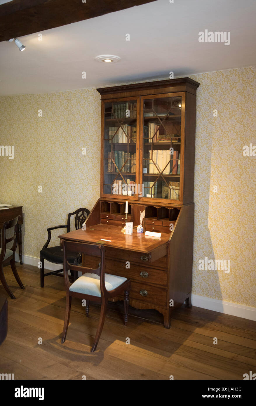 Jane Austen Museum,Chawton,Hampshire,UK: George Austen's bookcase Stock ...