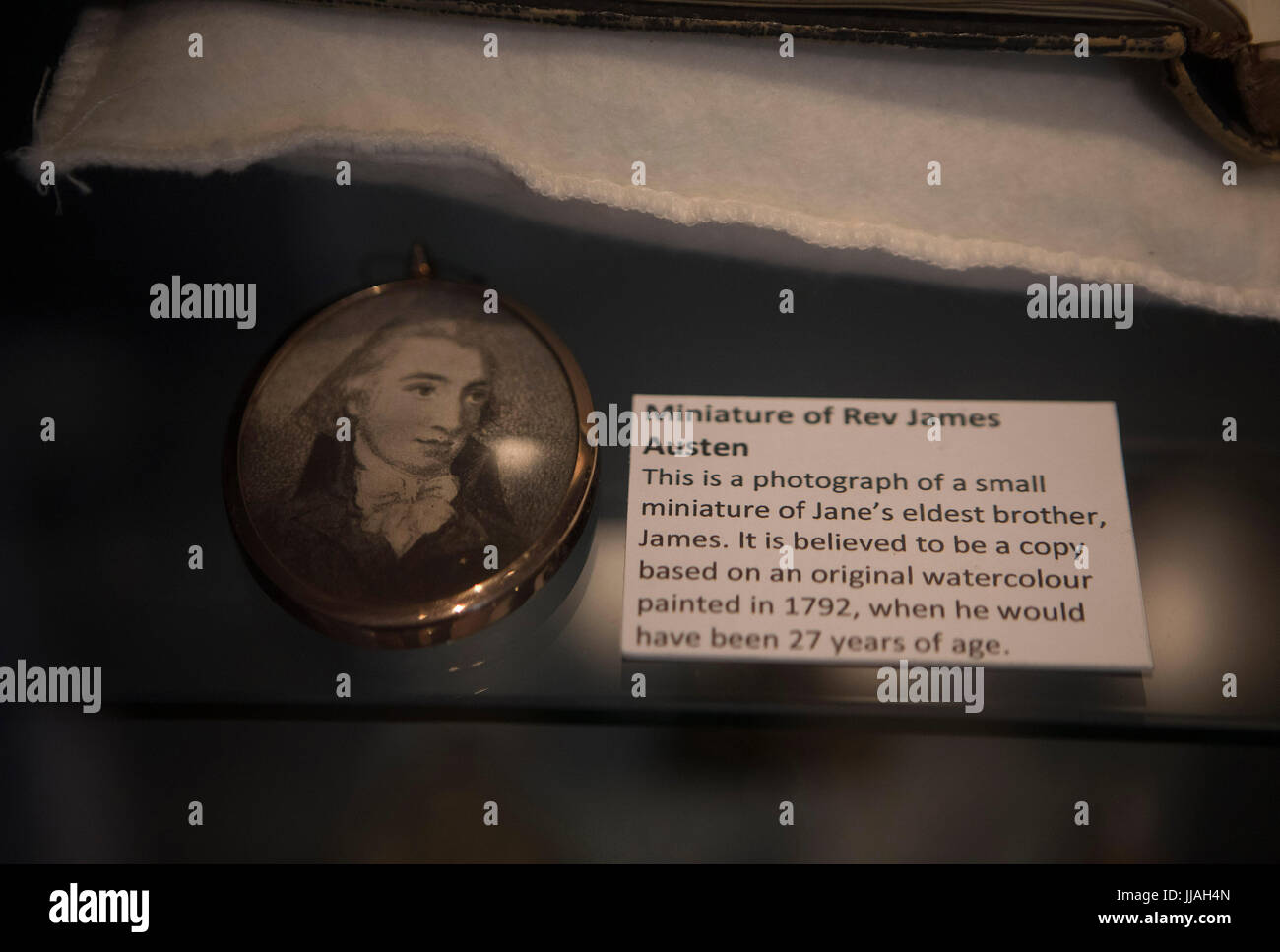 Rev austen hi-res stock photography and images - Alamy