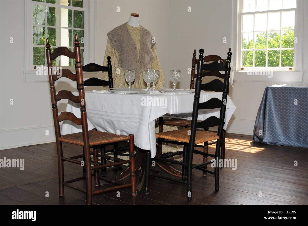 War room table hi-res stock photography and images - Alamy