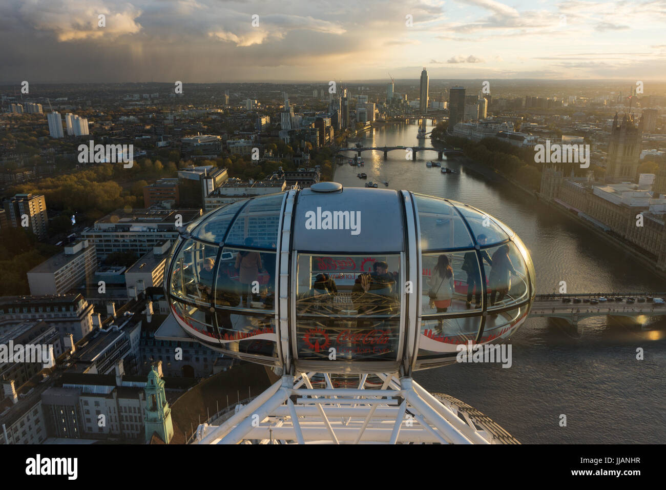 London sunset aerial hi-res stock photography and images - Alamy