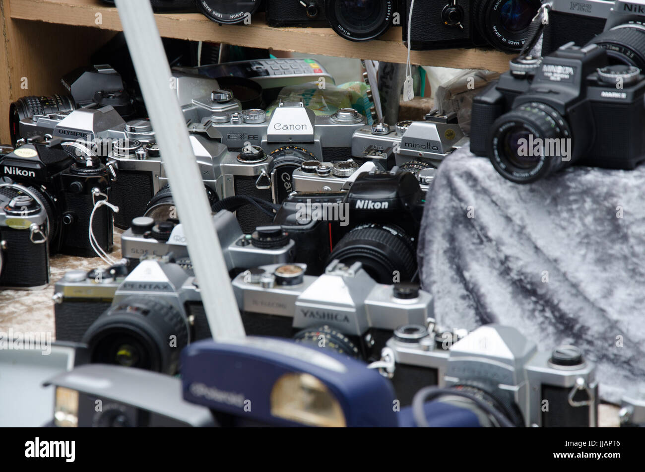 Market stall camera hi-res stock photography and images - Alamy