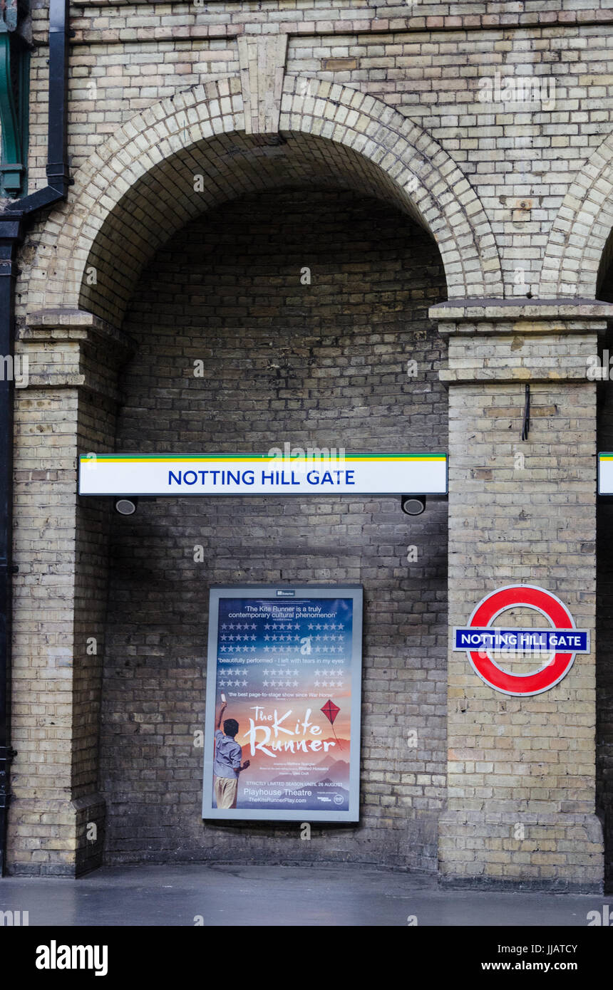 Notting hill gate tube hi-res stock photography and images - Alamy