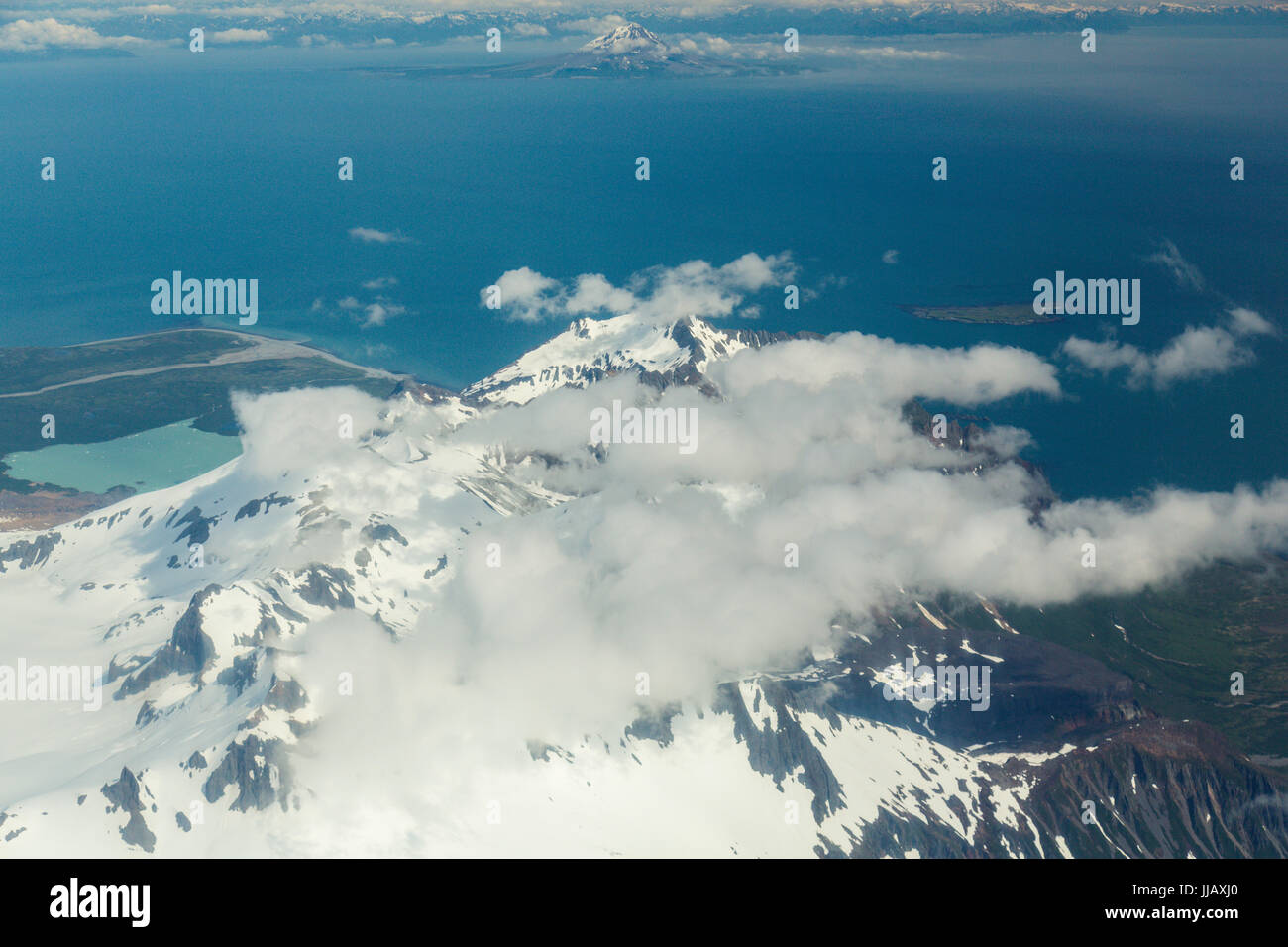 Aleutian range, alaska hi-res stock photography and images - Alamy