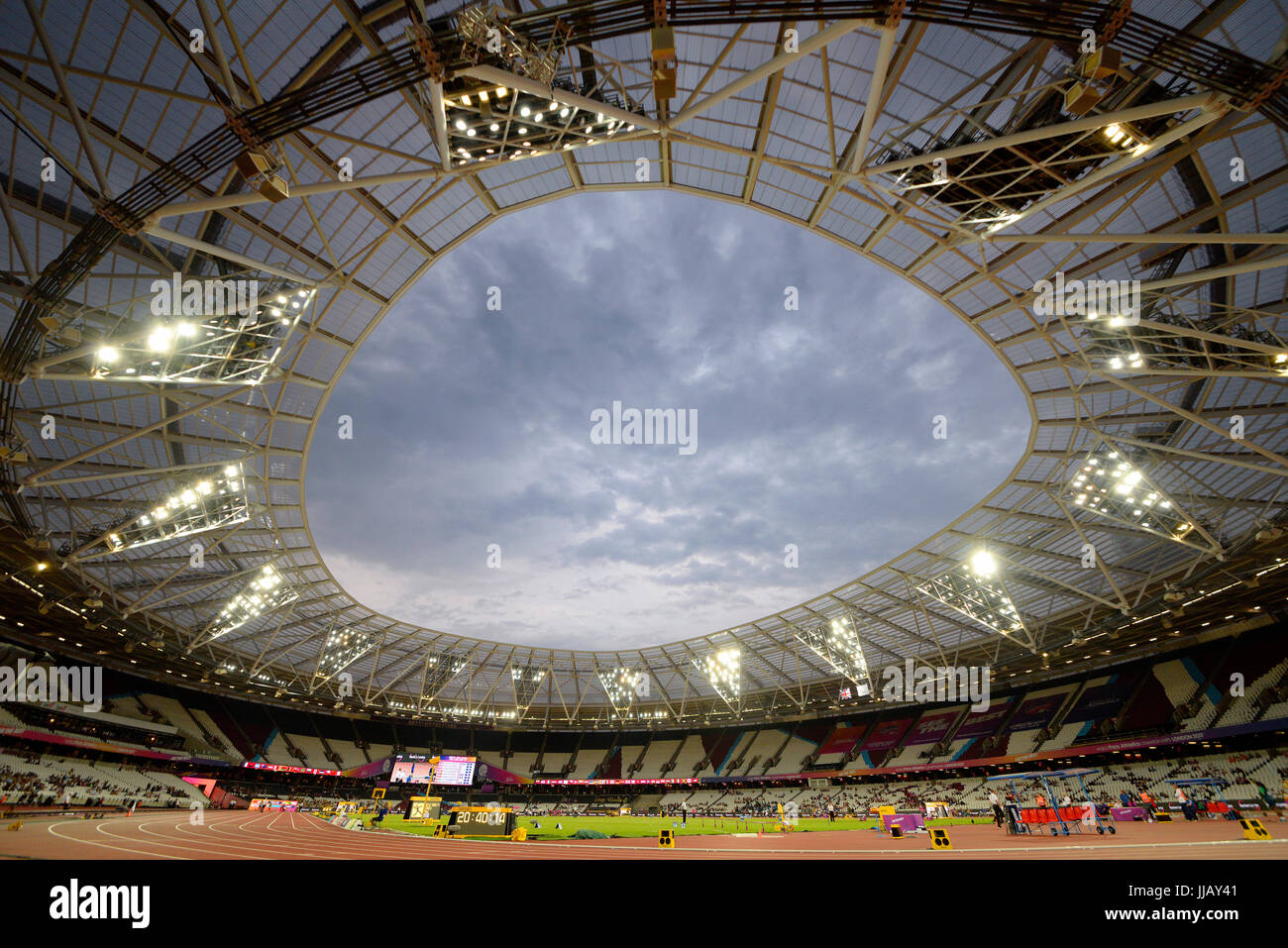 Interior of london stadium hi-res stock photography and images - Alamy