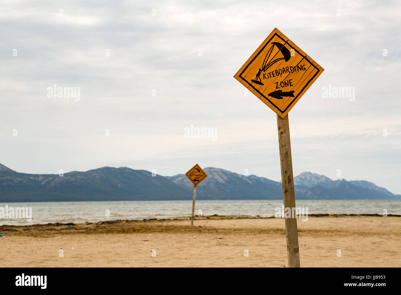 Kite sign hi-res stock photography and images - Alamy