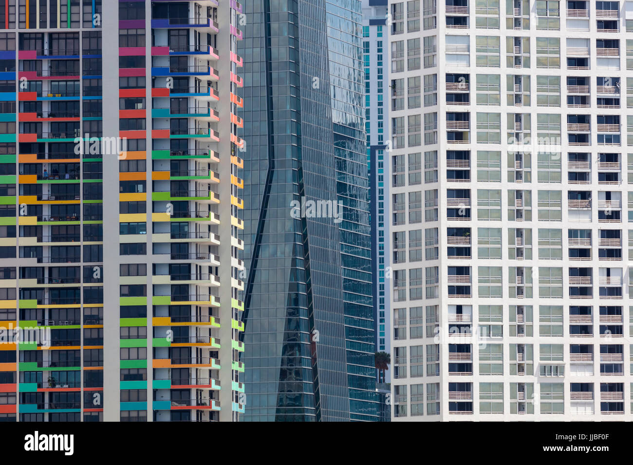 Repeating buildings hi-res stock photography and images - Alamy