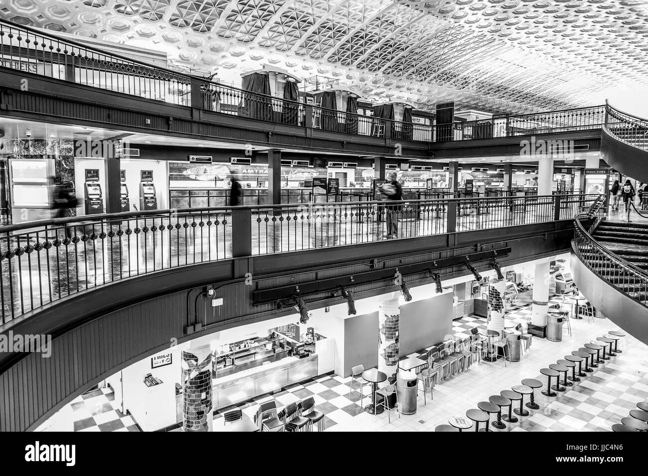 Washington dc union station shops hi-res stock photography and images ...