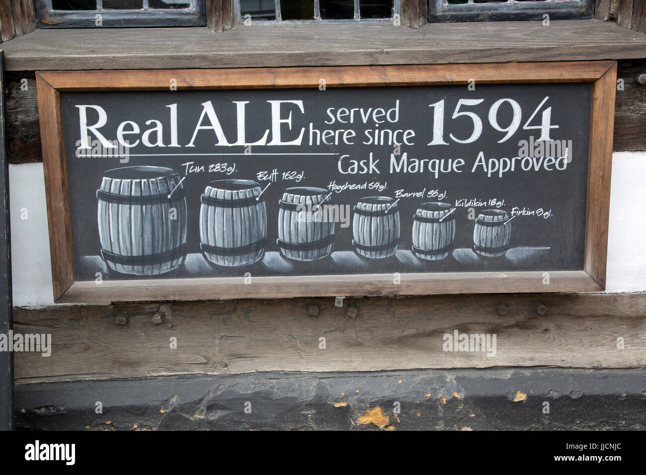 Real Ale Beer Pub Sign, Garrick Inn, Stratford Upon Avon, England, UK ...