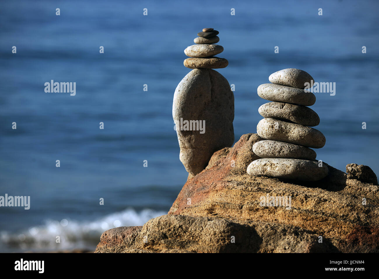 stones at the beach Stock Photo - Alamy
