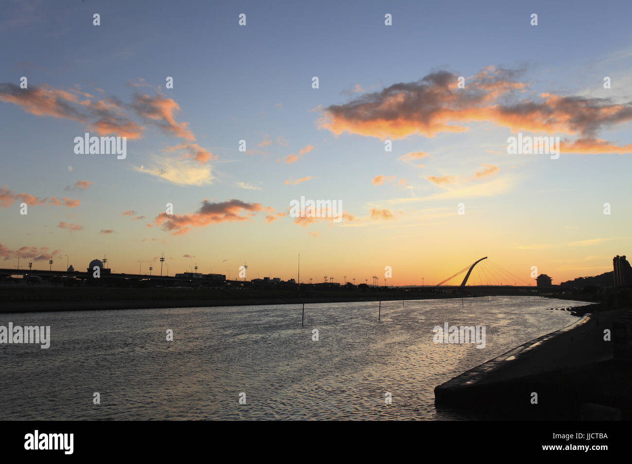 Meiti riverside park hi-res stock photography and images - Alamy