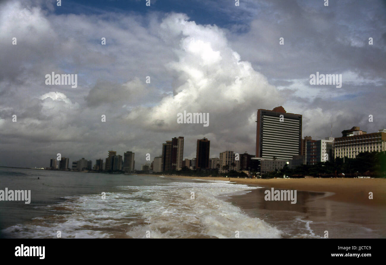Praia do meireles hi-res stock photography and images - Alamy