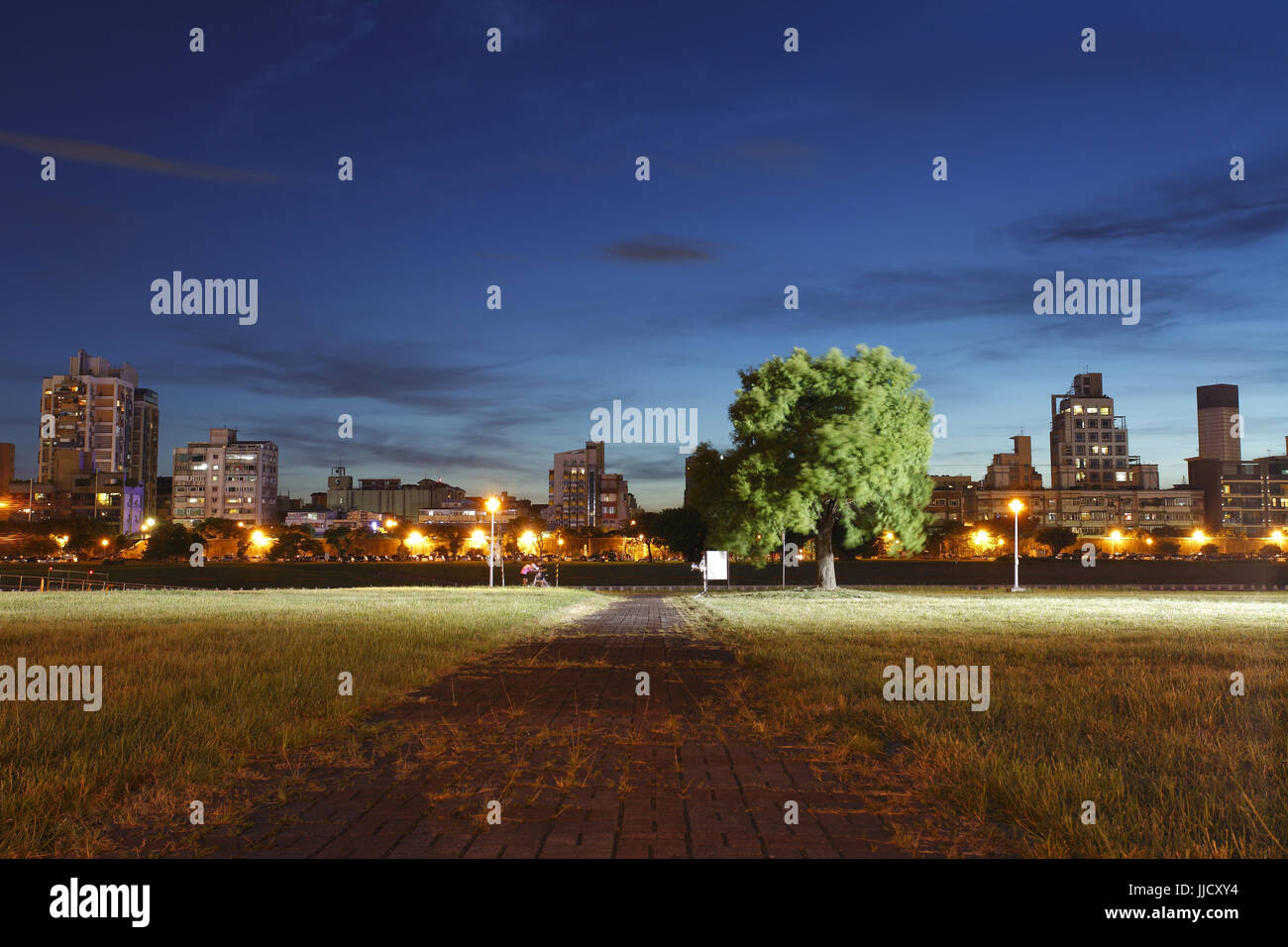 Meiti riverside park hi-res stock photography and images - Alamy