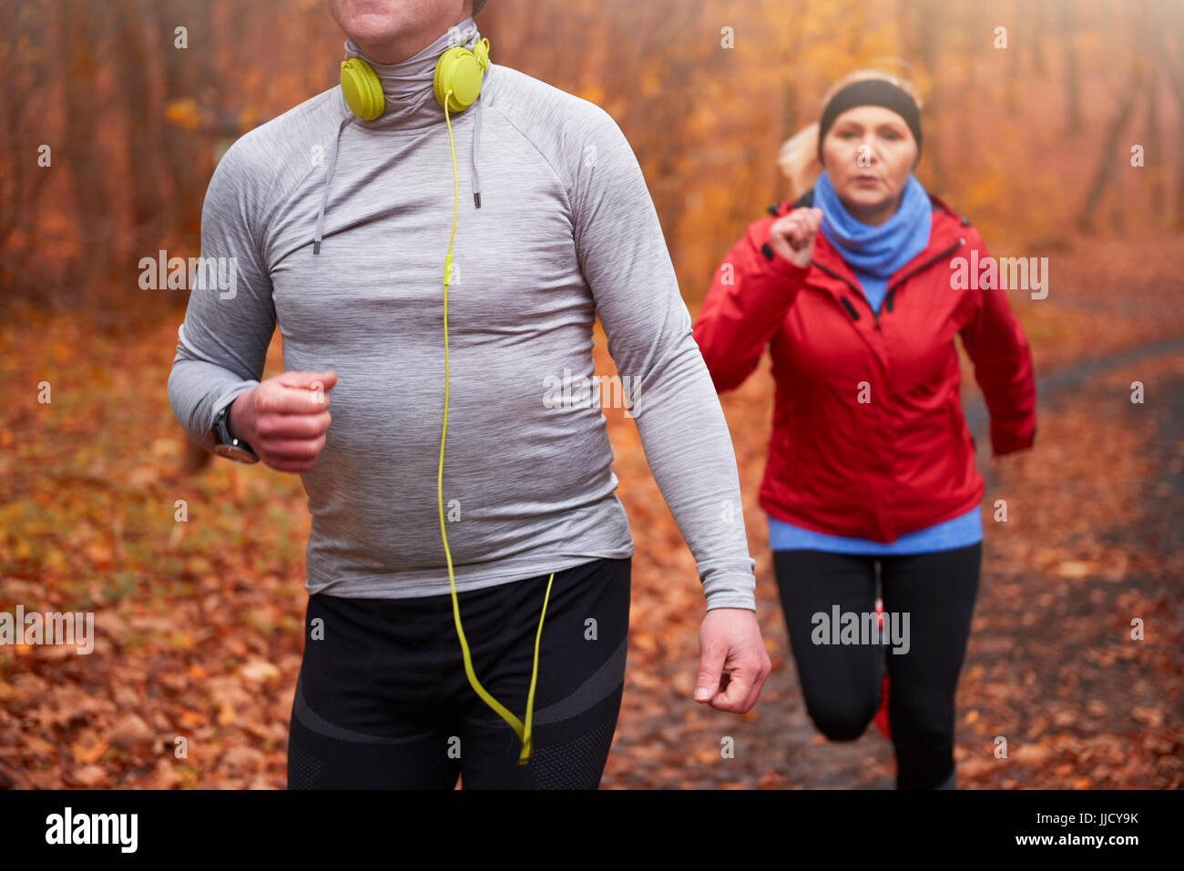 Man following woman hi-res stock photography and images - Alamy