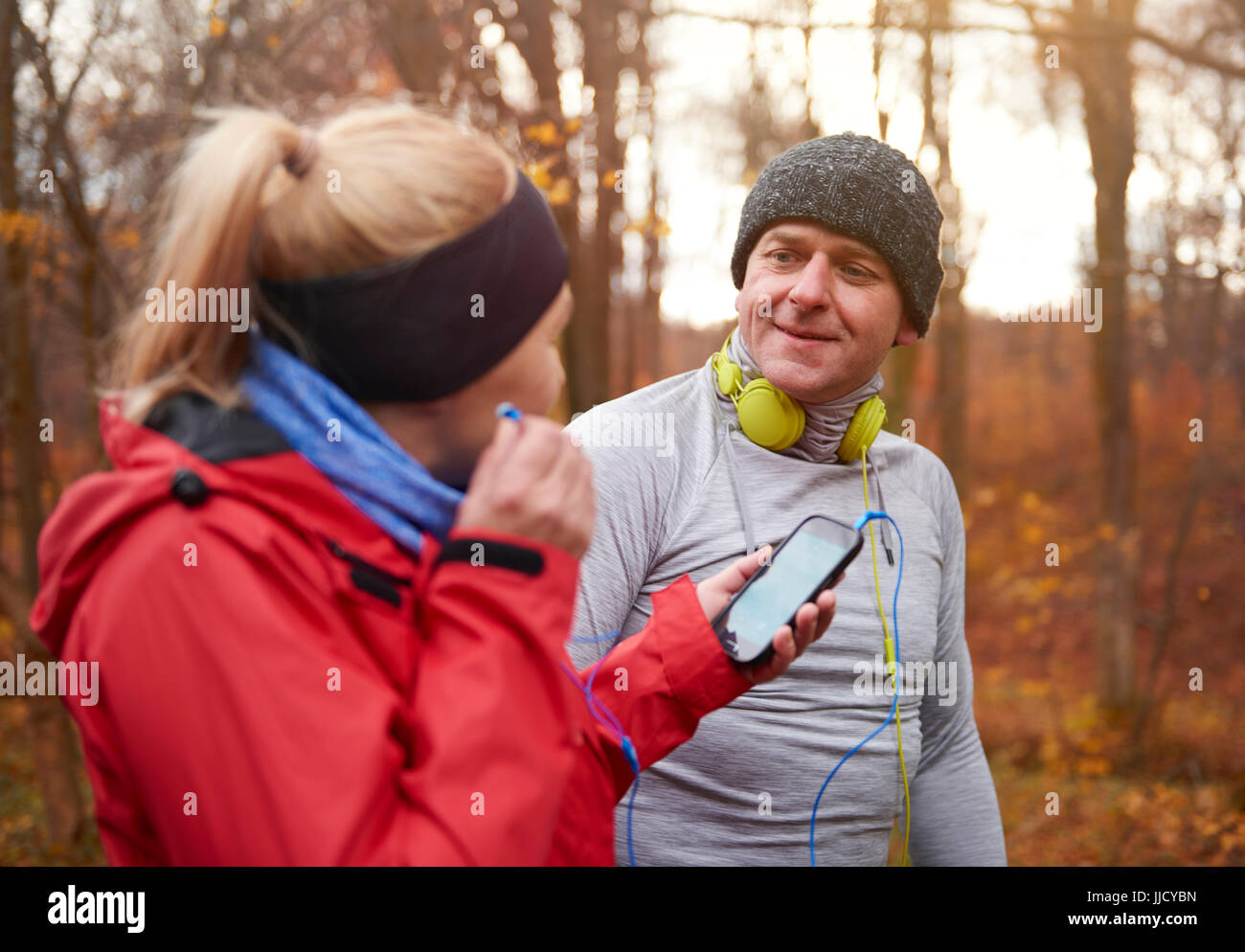 Senior runners hi-res stock photography and images - Alamy