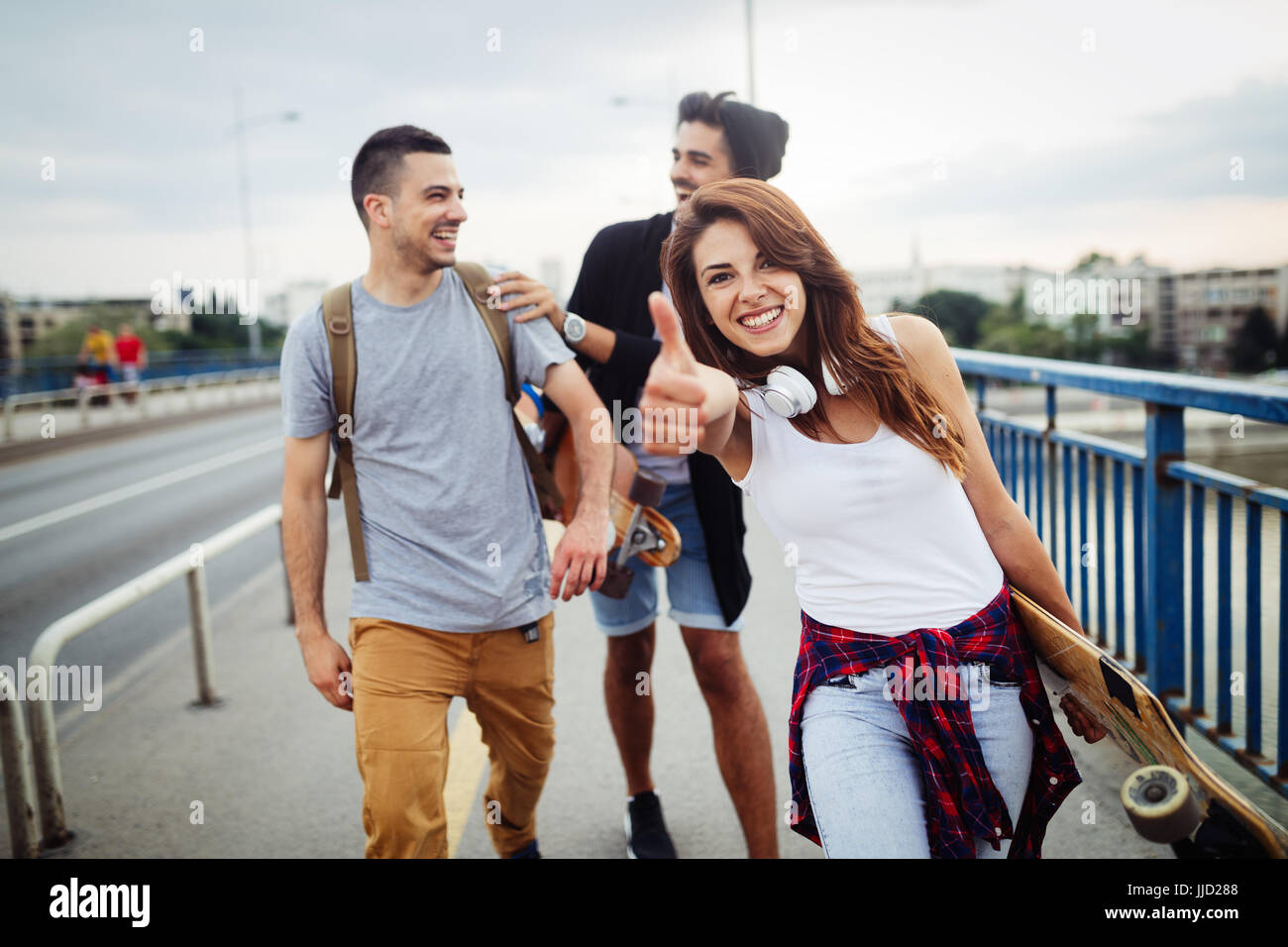 Joyful young group of friends hi-res stock photography and images - Alamy