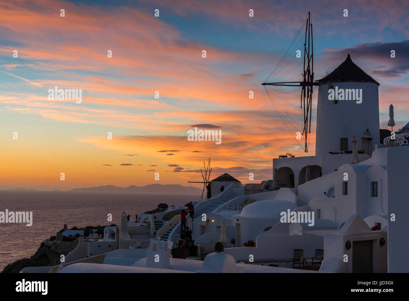 Oia santorini sunset hi-res stock photography and images - Alamy