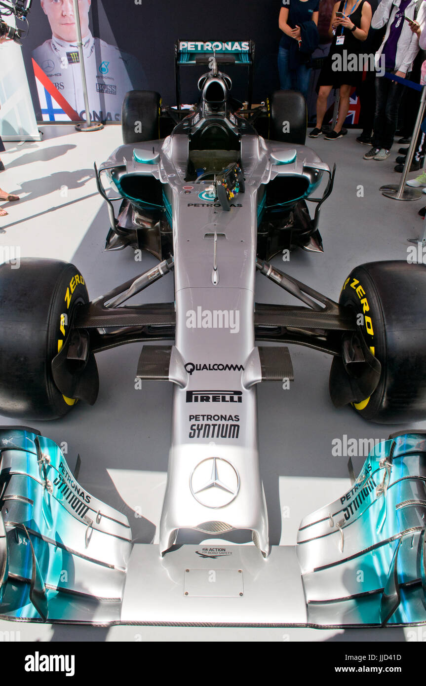 F1 LIVE 2017 TRAFALGAR SQUARE Stock Photo - Alamy
