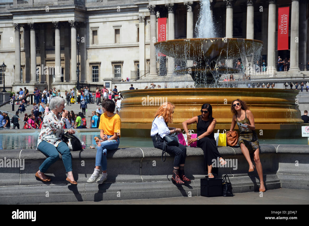 Girls enjoying the weather hi-res stock photography and images - Alamy