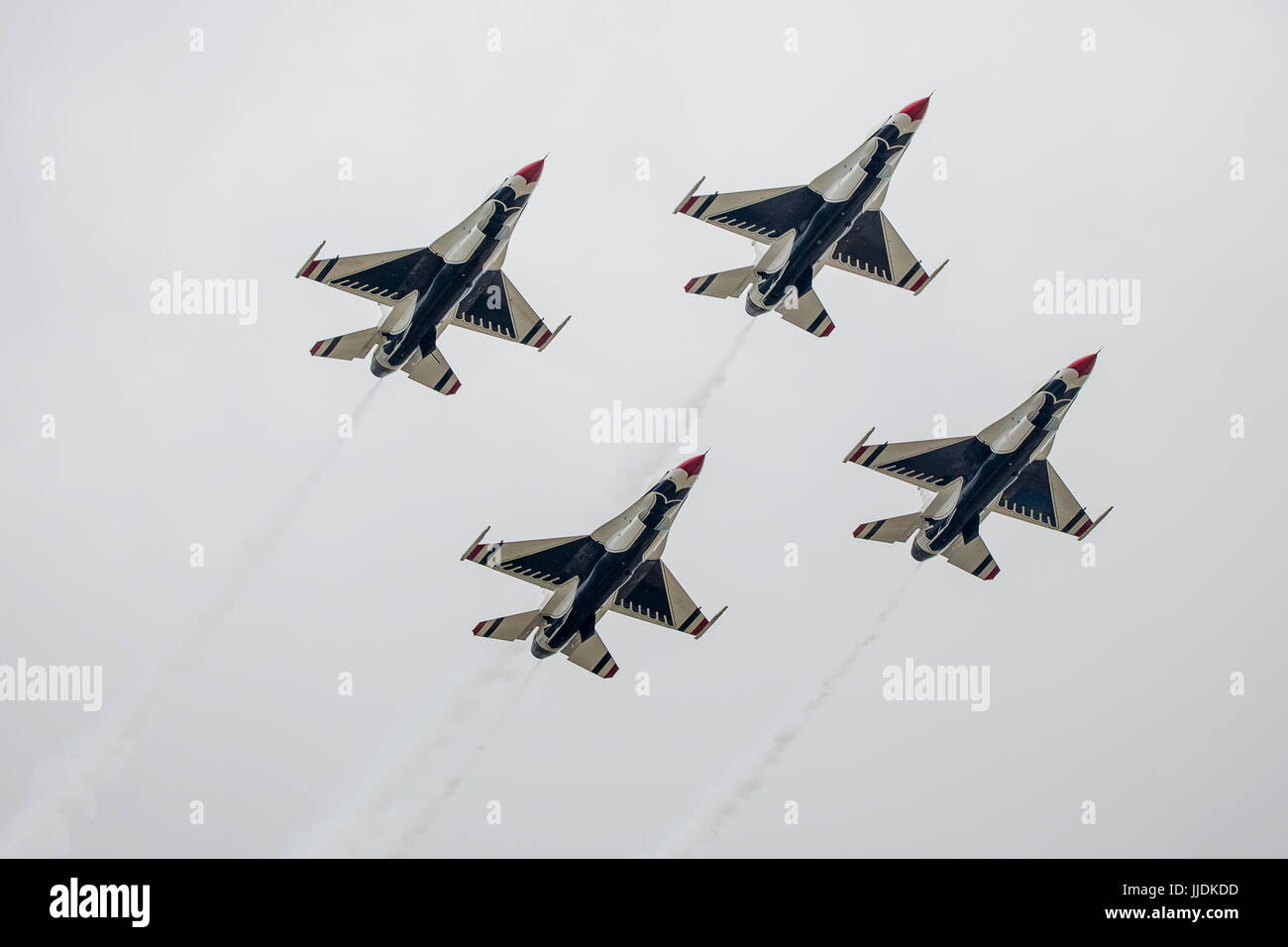 Us air force aerobatic display team hi-res stock photography and images ...