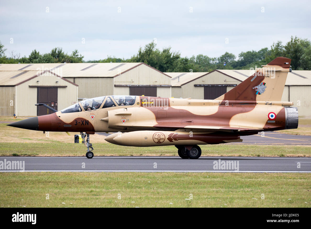 The French contingent included a Dassault Mirage 200D in desert ...