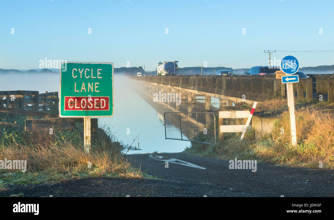 Cycle lane closed sign hi-res stock photography and images - Alamy