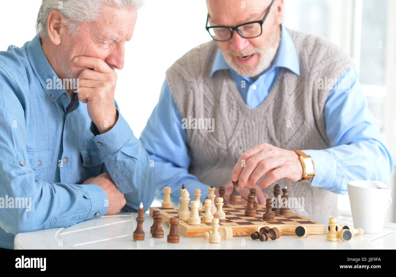 men playing chess Stock Photo - Alamy