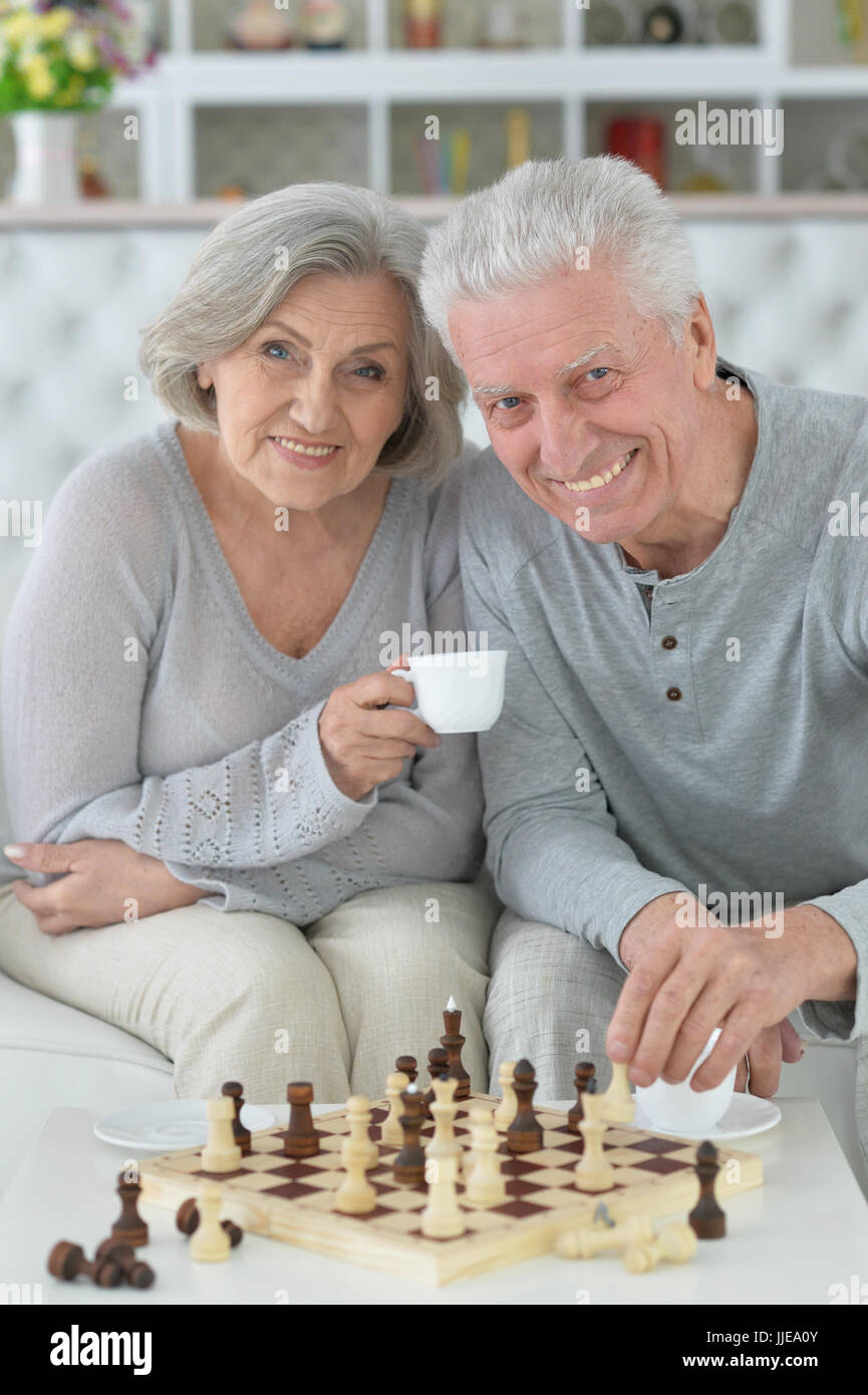 senior couple playing chess Stock Photo - Alamy