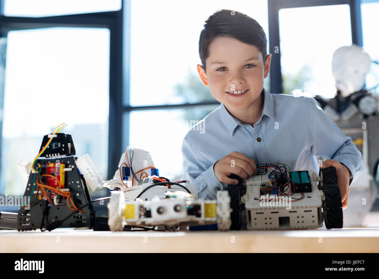 Car robot engine hi-res stock photography and images - Alamy