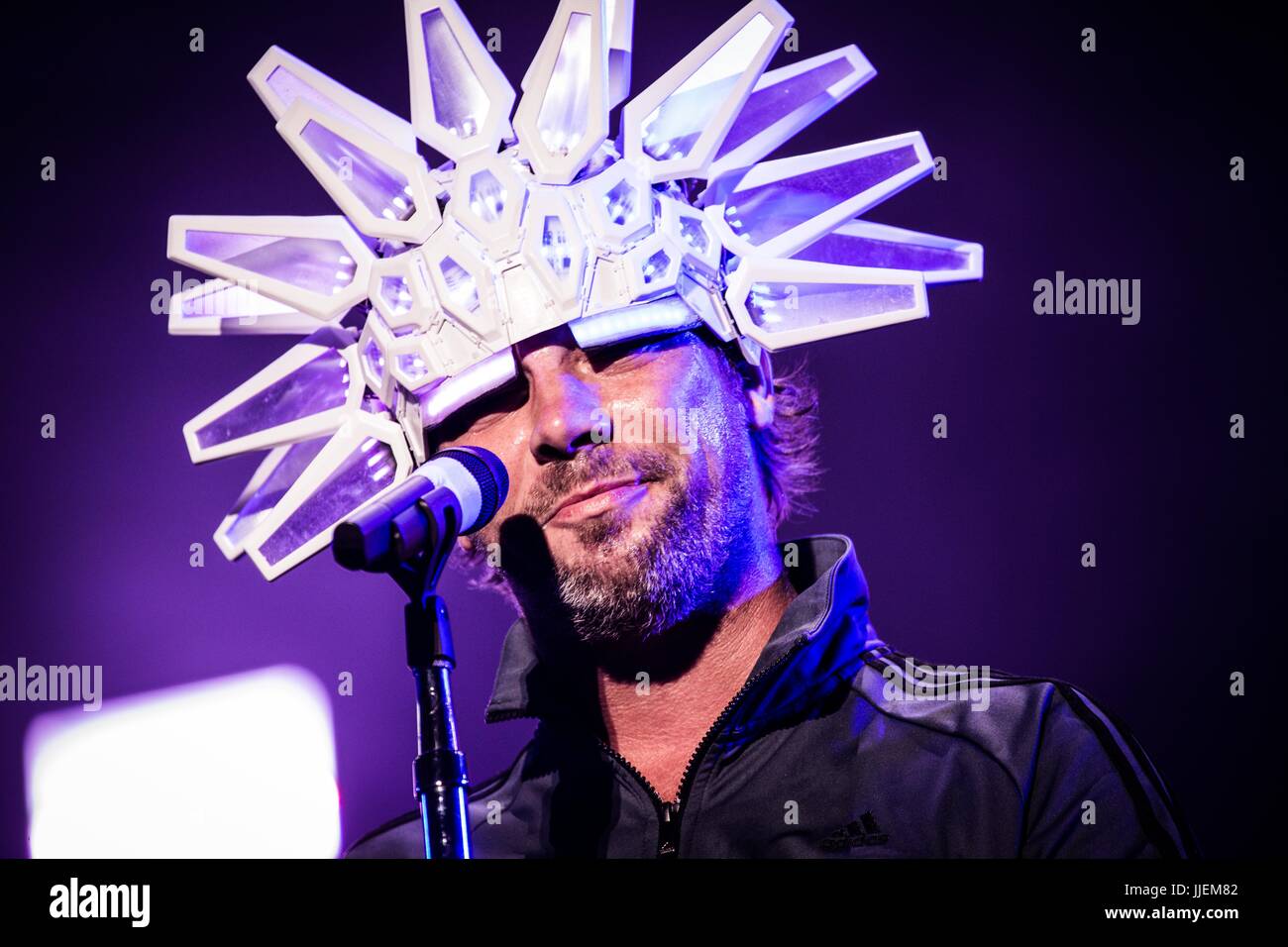 Jay kayjason luis cheetham hi-res stock photography and images - Alamy