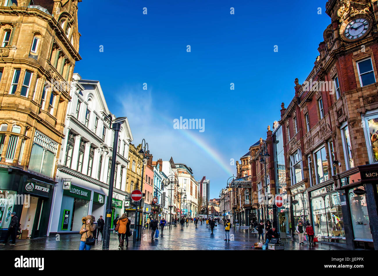Leeds city centre hi-res stock photography and images - Alamy