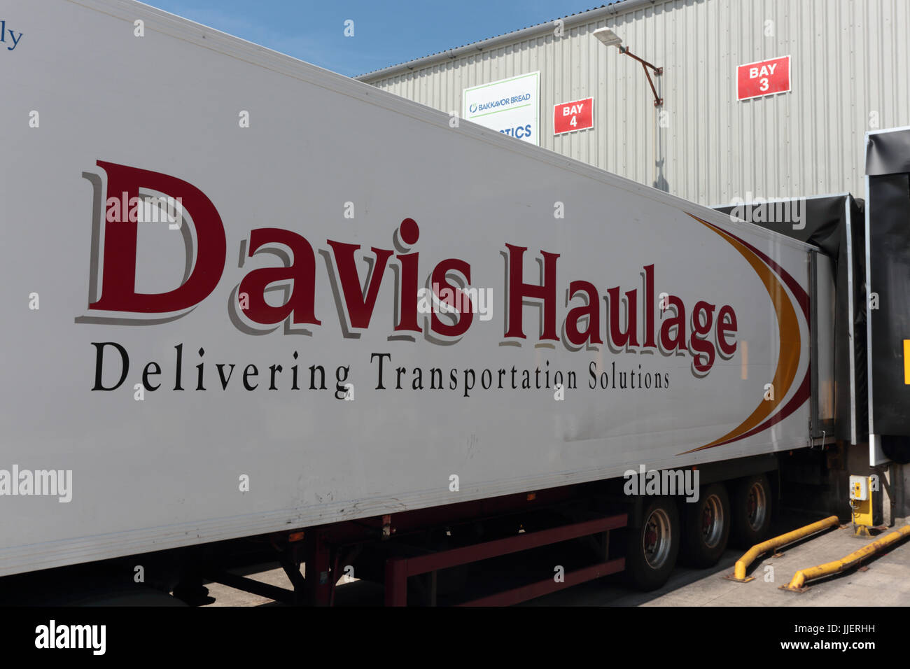 Haulage lorry hi-res stock photography and images - Alamy