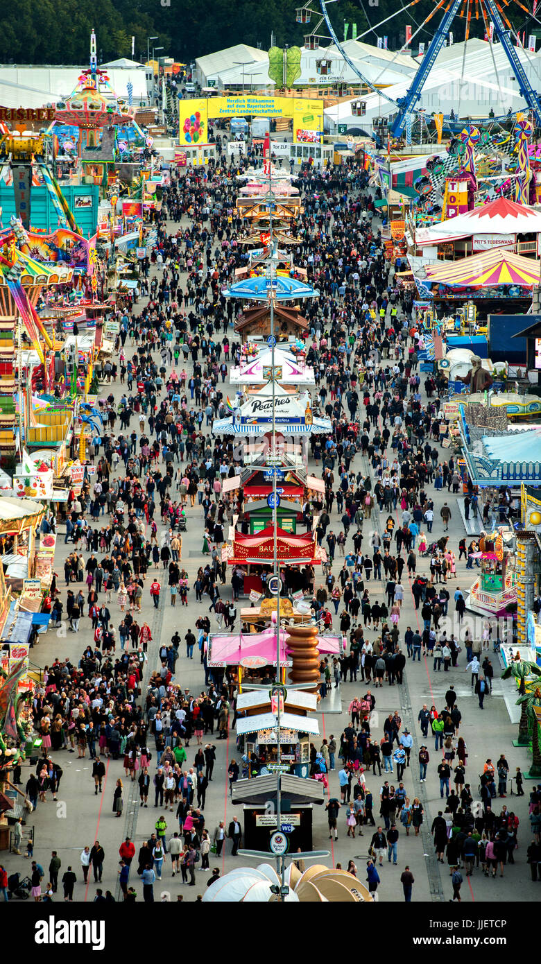 Muenchen, Germany, View over the Oktoberfest on Theresienwiese Stock ...