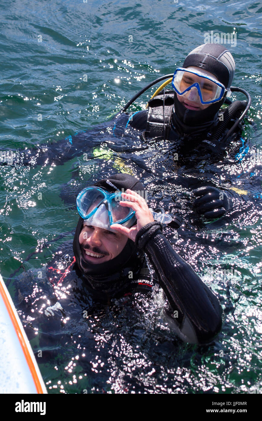 Happy diver hi-res stock photography and images - Alamy