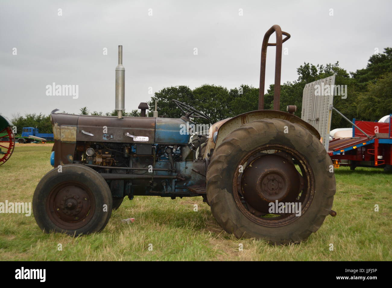 Early 1900s tractor hi-res stock photography and images - Alamy