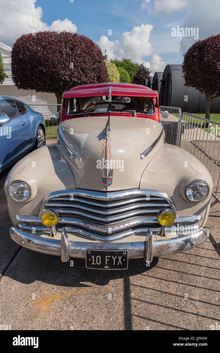 Classic car buick grille hi-res stock photography and images - Alamy