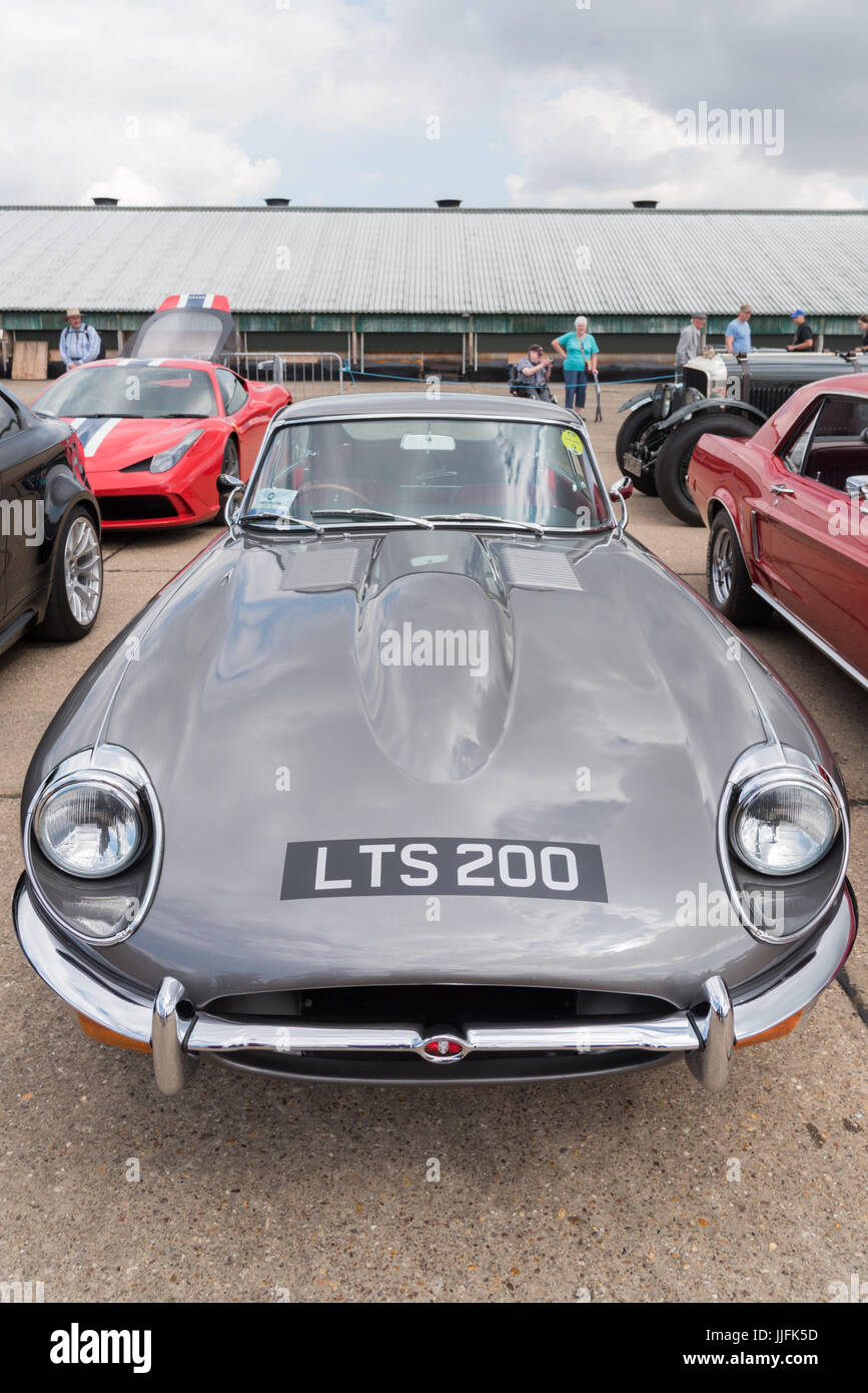 Front end classic jaguar car hi-res stock photography and images - Alamy