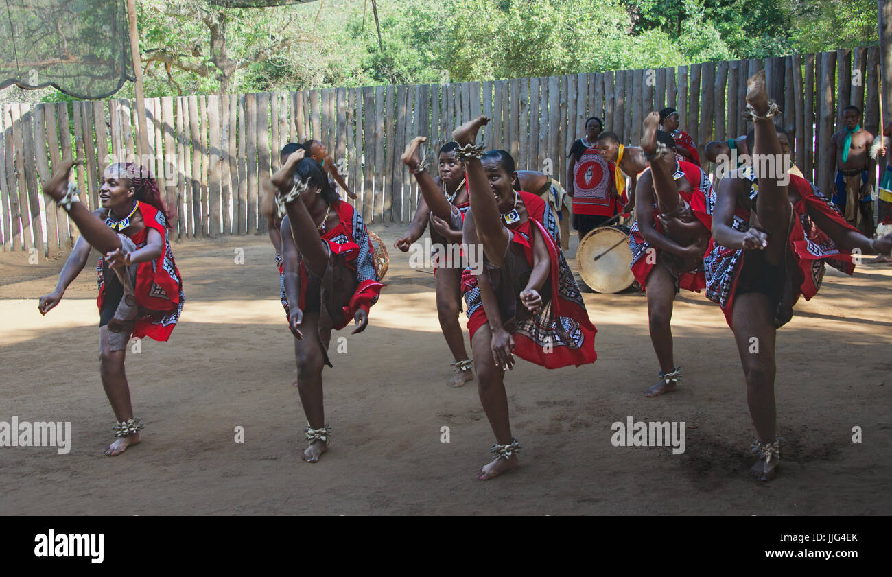 Women performing traditional kick dance Mantenga Cultural Village ...