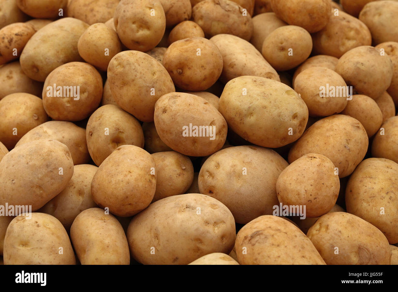 Washed potato hi-res stock photography and images - Alamy