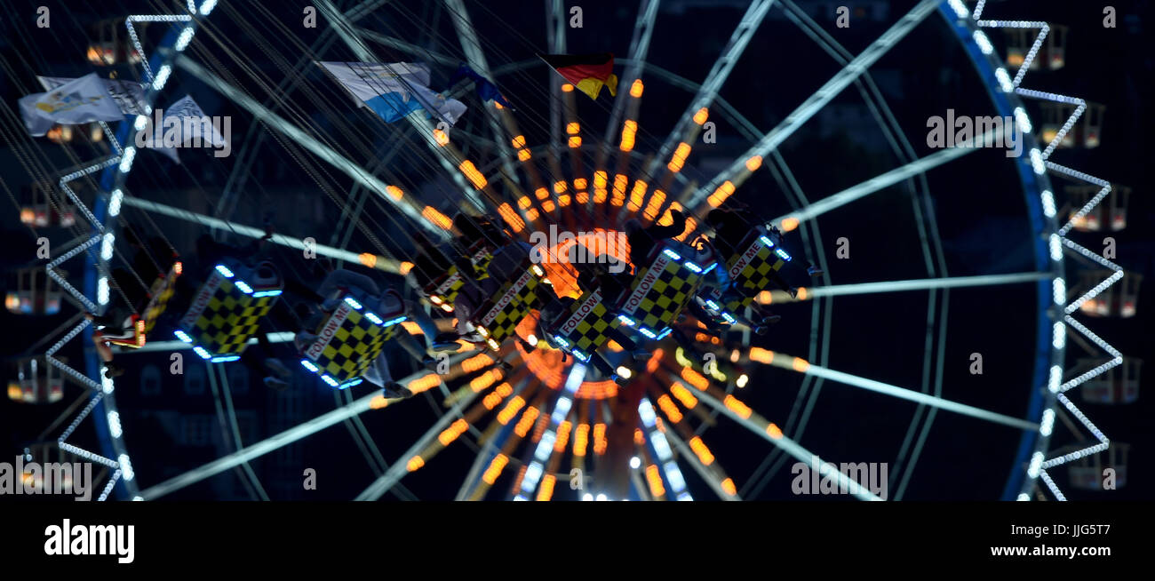 Swing carousel at the oktoberfest hi-res stock photography and images ...